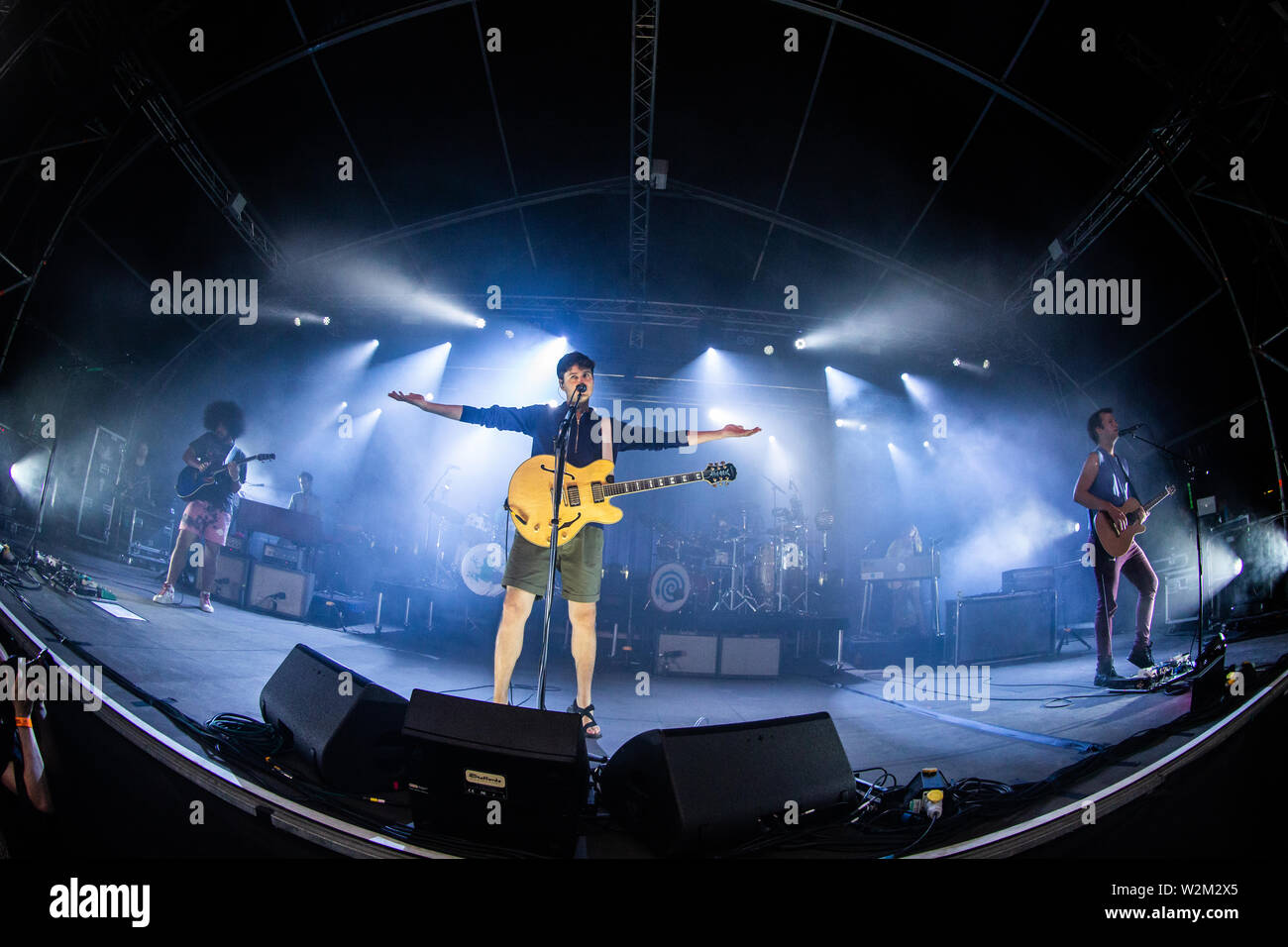 Vampire weekend album hi-res stock photography and images - Alamy