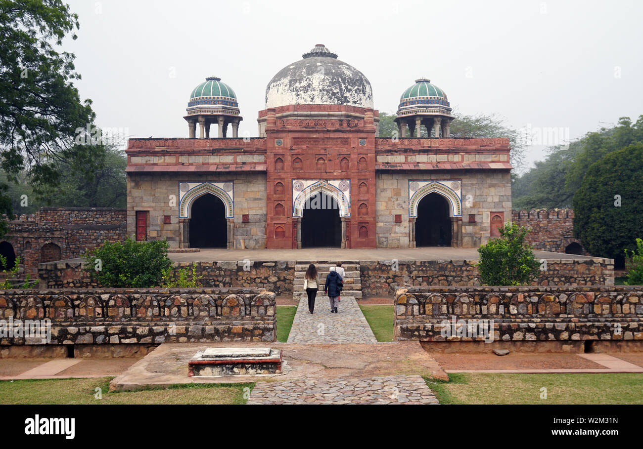 Mosque of Isa Khan, Delhi, India Stock Photo - Alamy