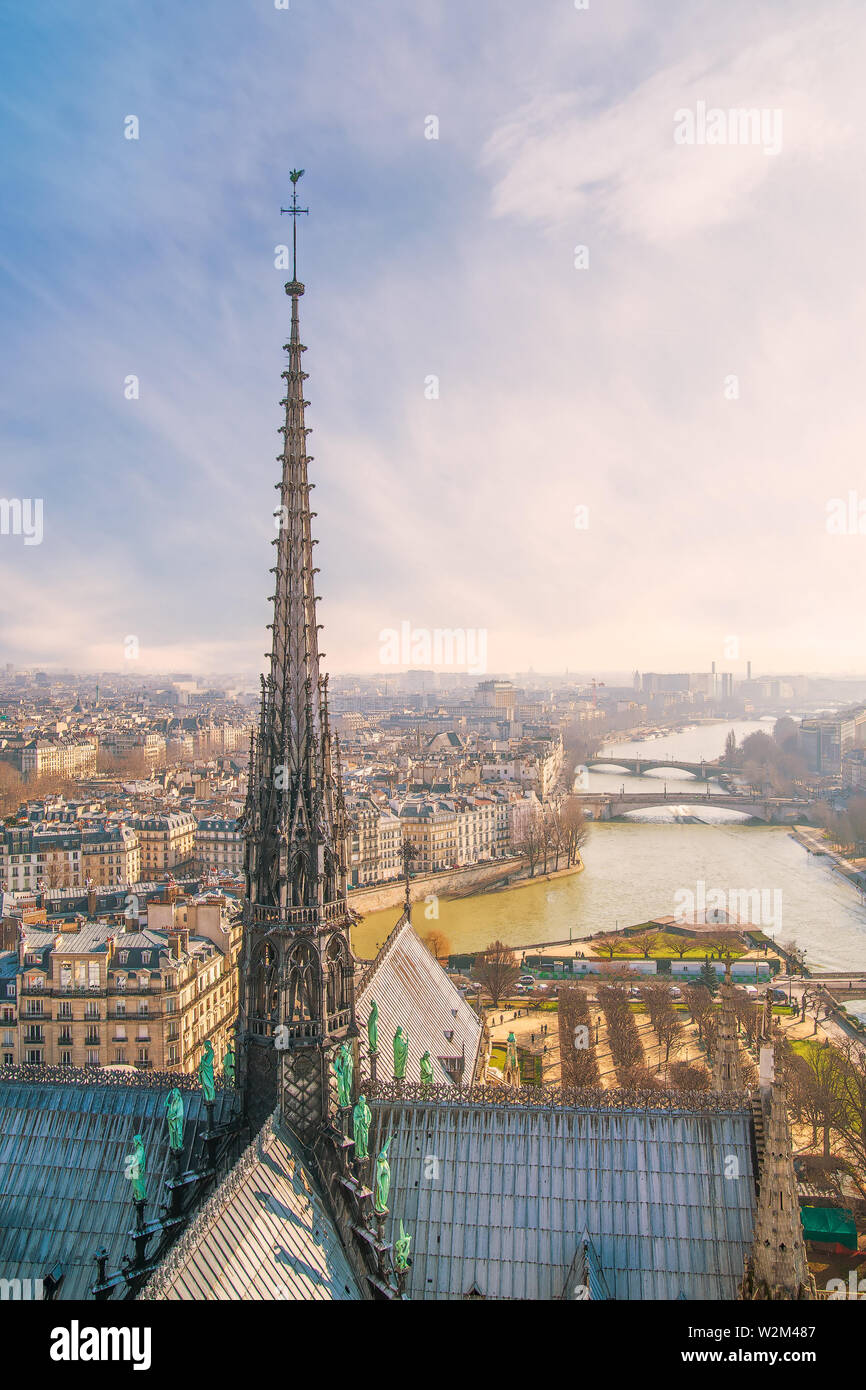 The spire of Notre Dam de Paris completely destroyed by the fire of ...