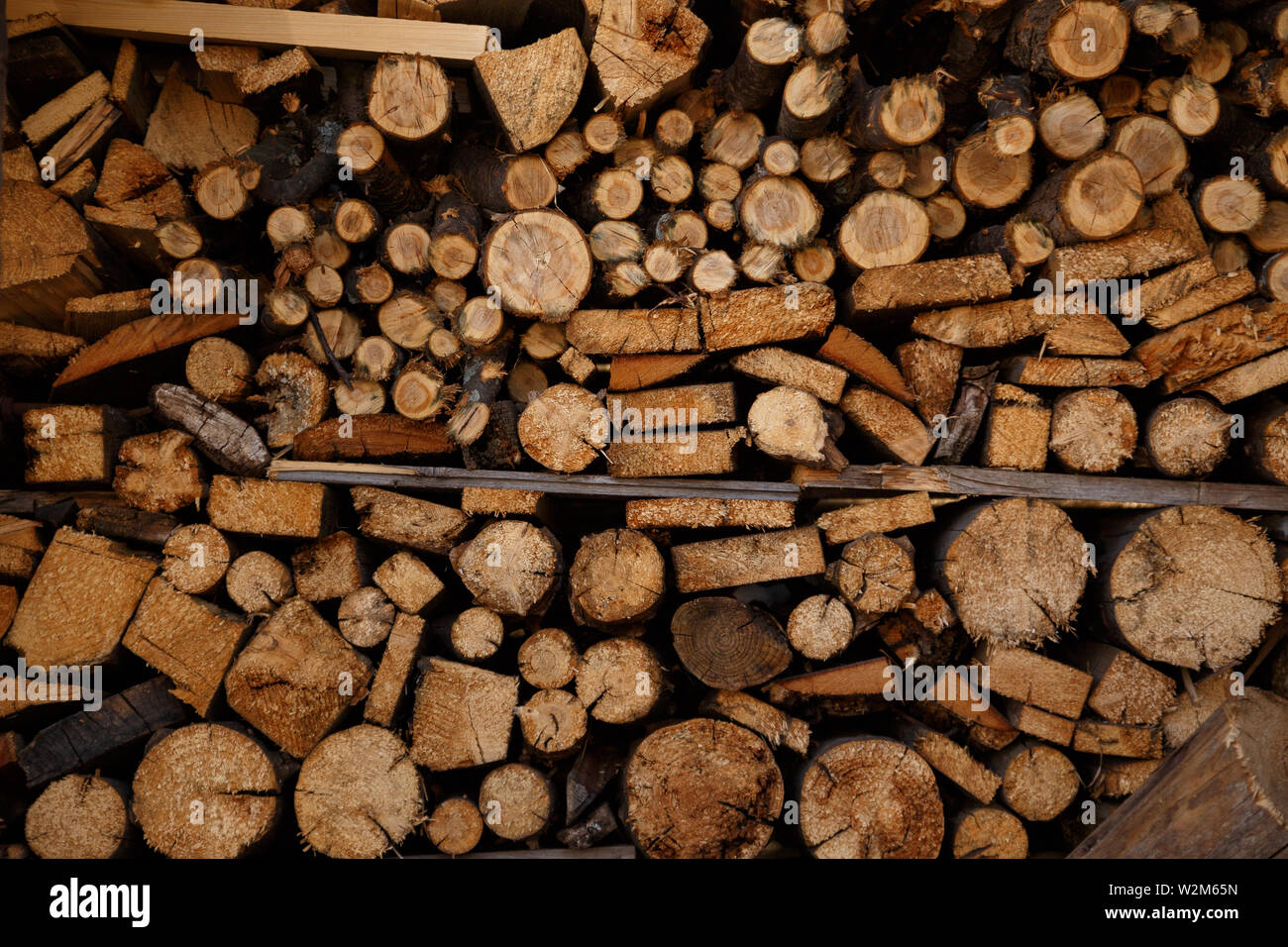 Random pieces of wood hi-res stock photography and images - Alamy
