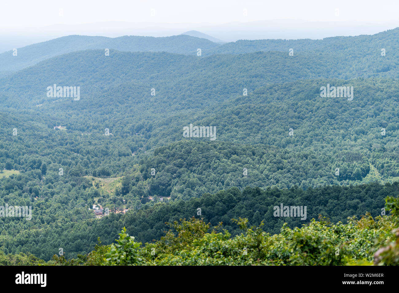 Aerial view skyline drive virginia hi-res stock photography and images ...