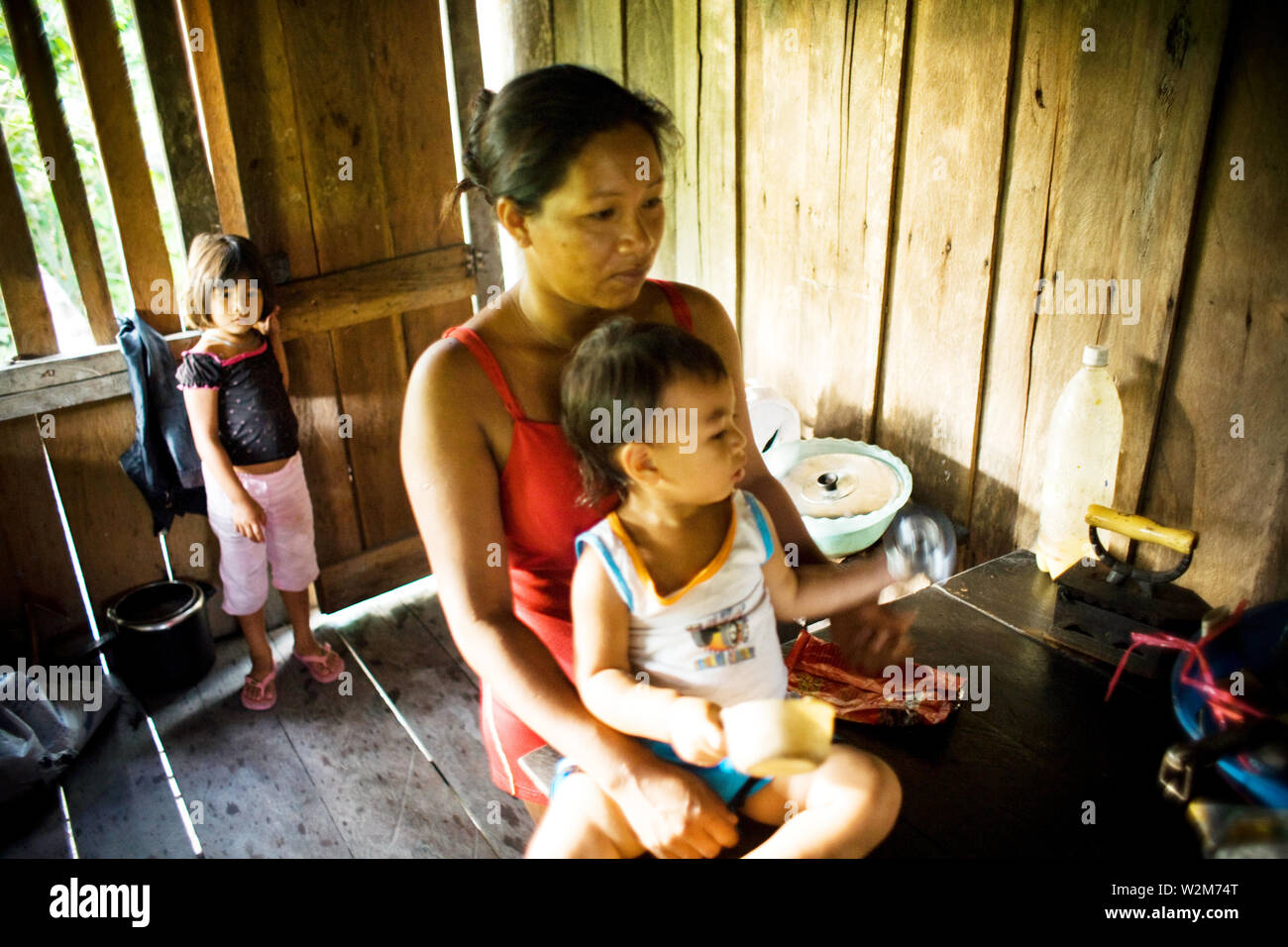 Girls manaus hi-res stock photography and images - Alamy