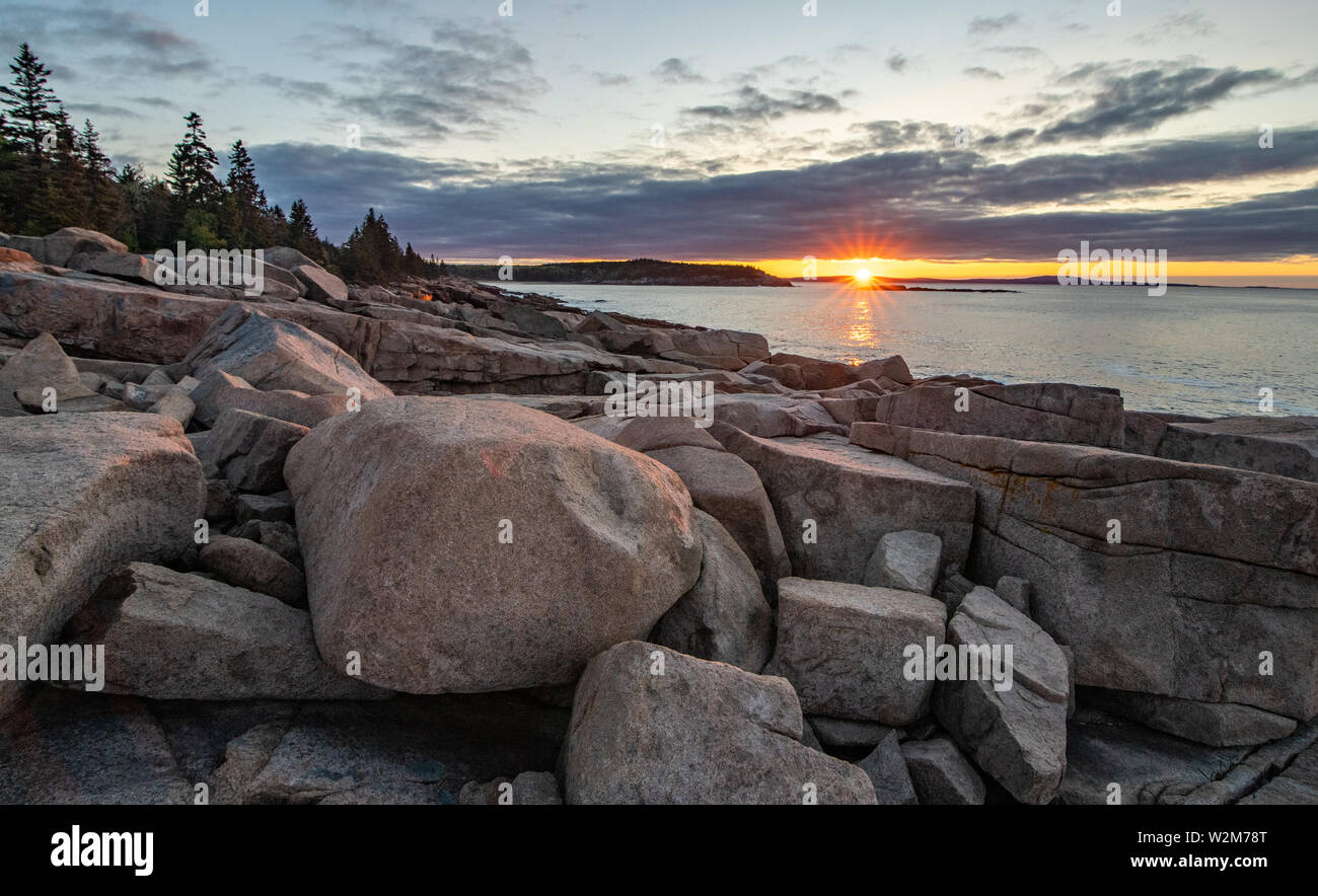 Sunset in acadia national park hi-res stock photography and images - Alamy