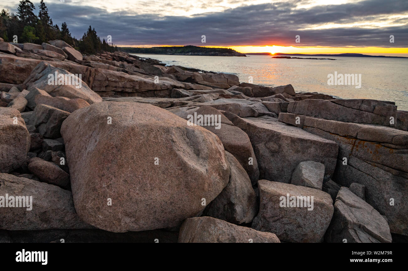 Sunset in acadia national park hi-res stock photography and images - Alamy