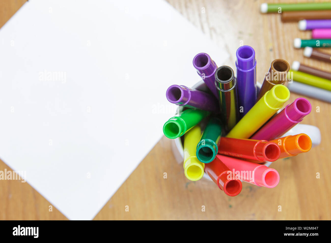 Blank sheet paper markers on hi-res stock photography and images - Alamy