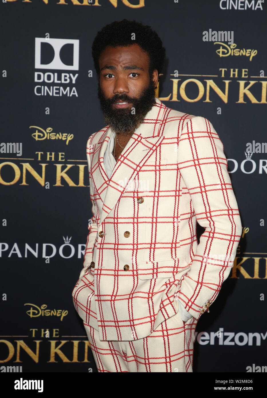 Lion king 2019 donald glover hi-res stock photography and images - Alamy