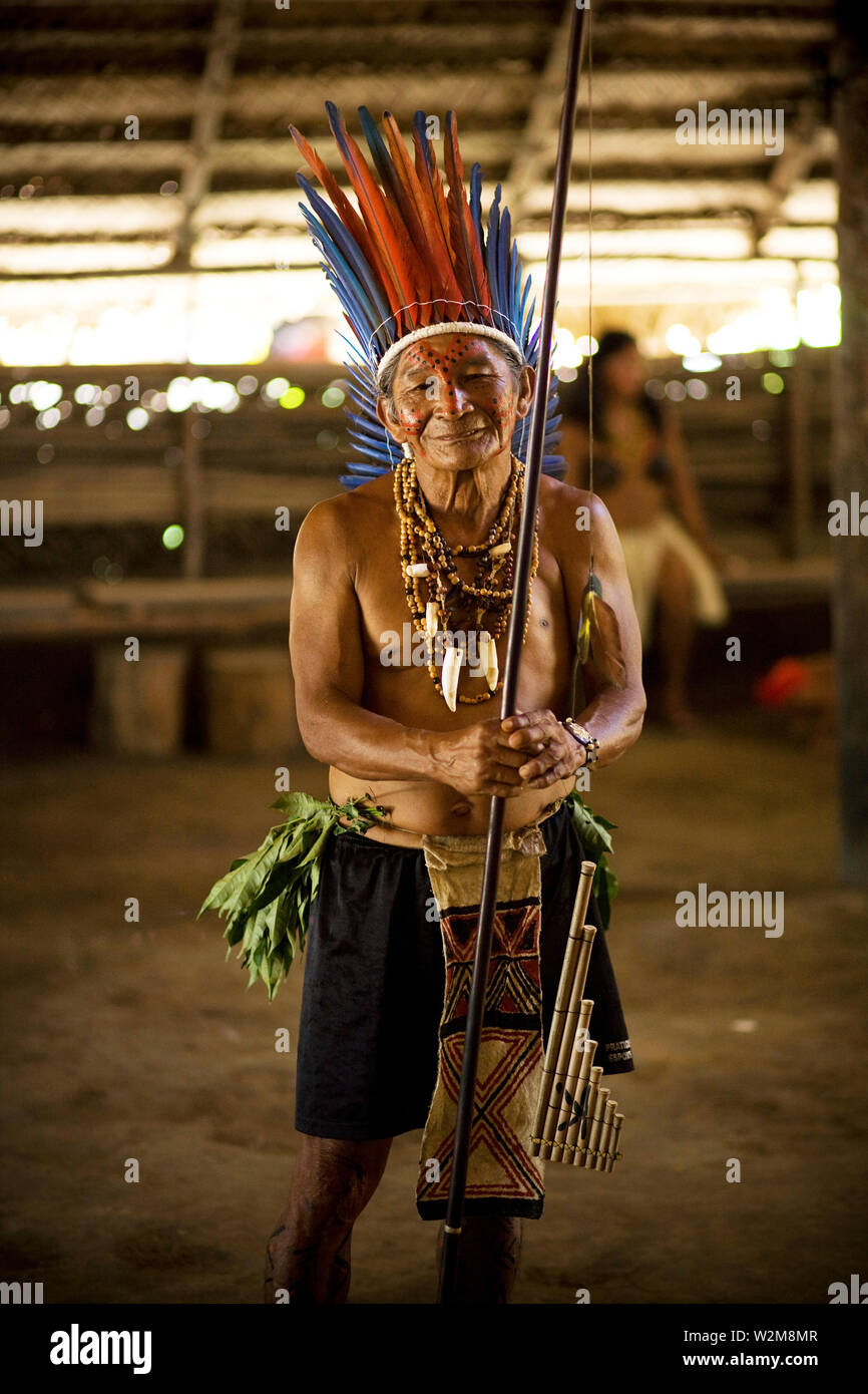 Amazonia Indian Stock Photos & Amazonia Indian Stock Images - Alamy
