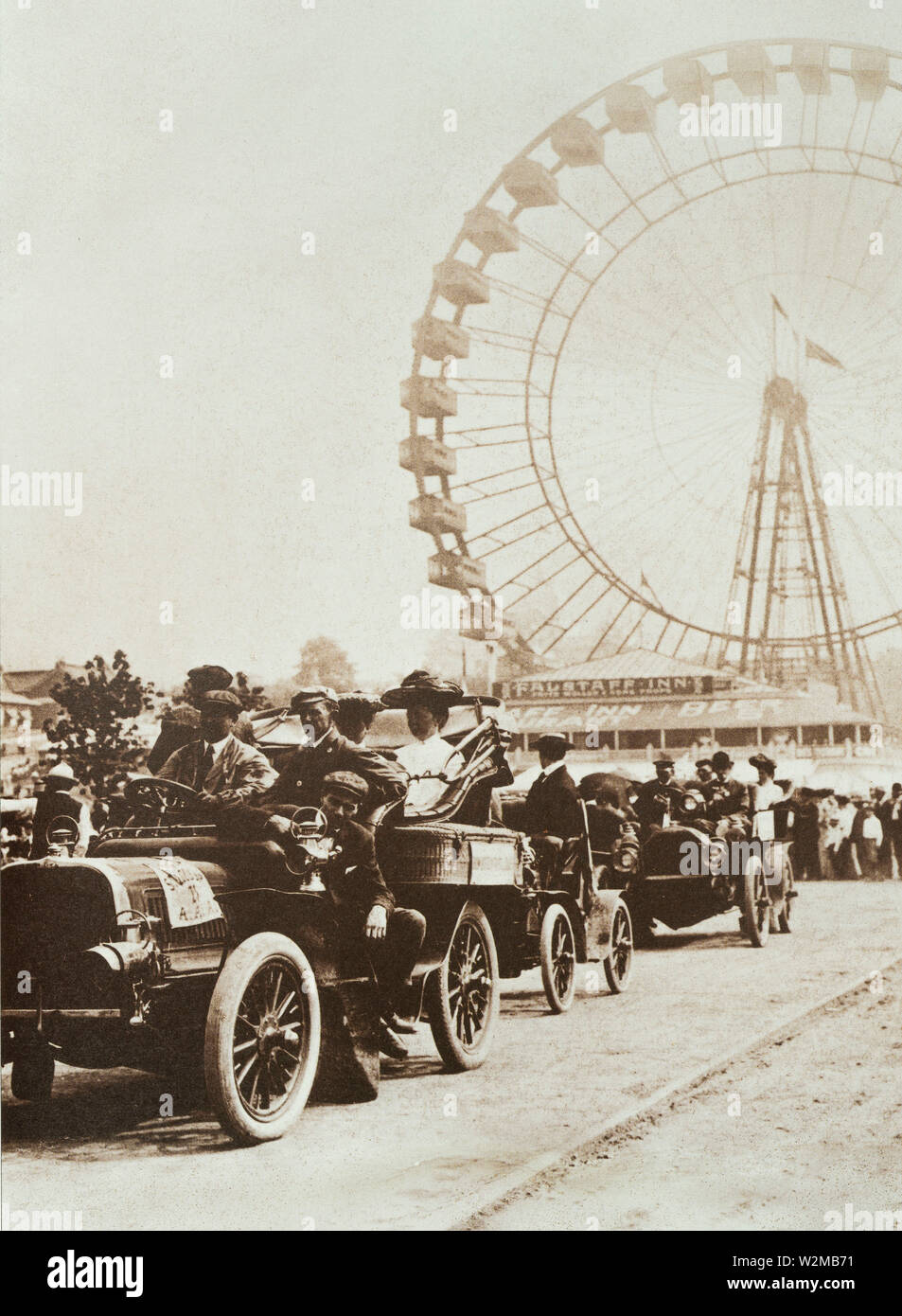 Automobile Parade during St. Louis World's Fair 1904, Private ...