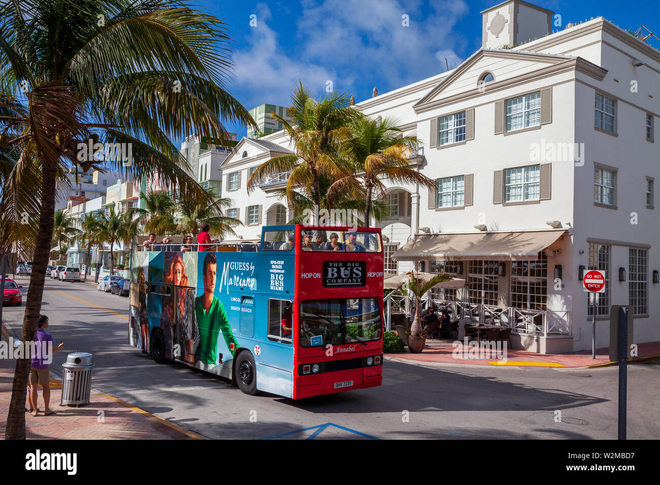 Miami sightseeing bus hi-res stock photography and images - Alamy