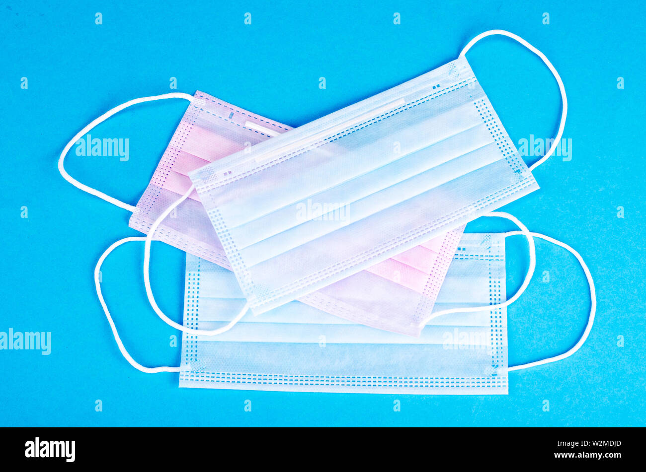 Single-use medical masks Stock Photo - Alamy