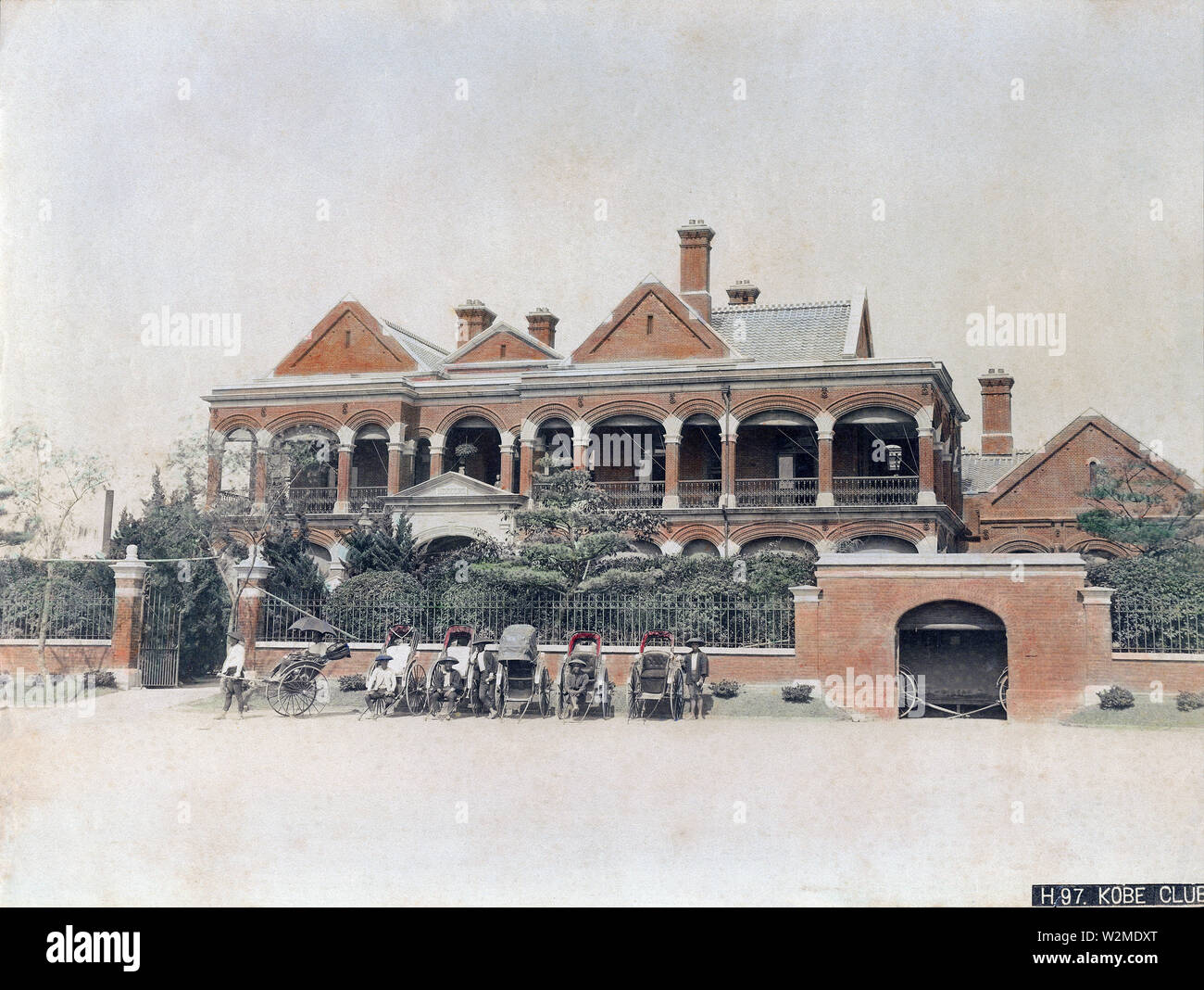 Western style houses japan hi-res stock photography and images - Alamy