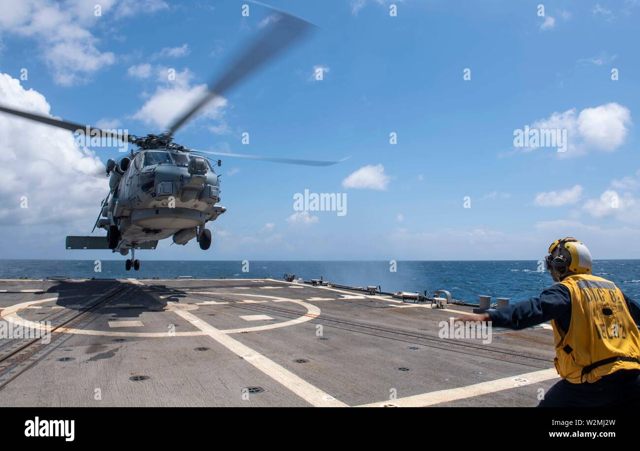 190707-N-RJ834-0088 ATLANTIC OCEAN (July 7, 2019) Boatswain's Mate 3rd ...