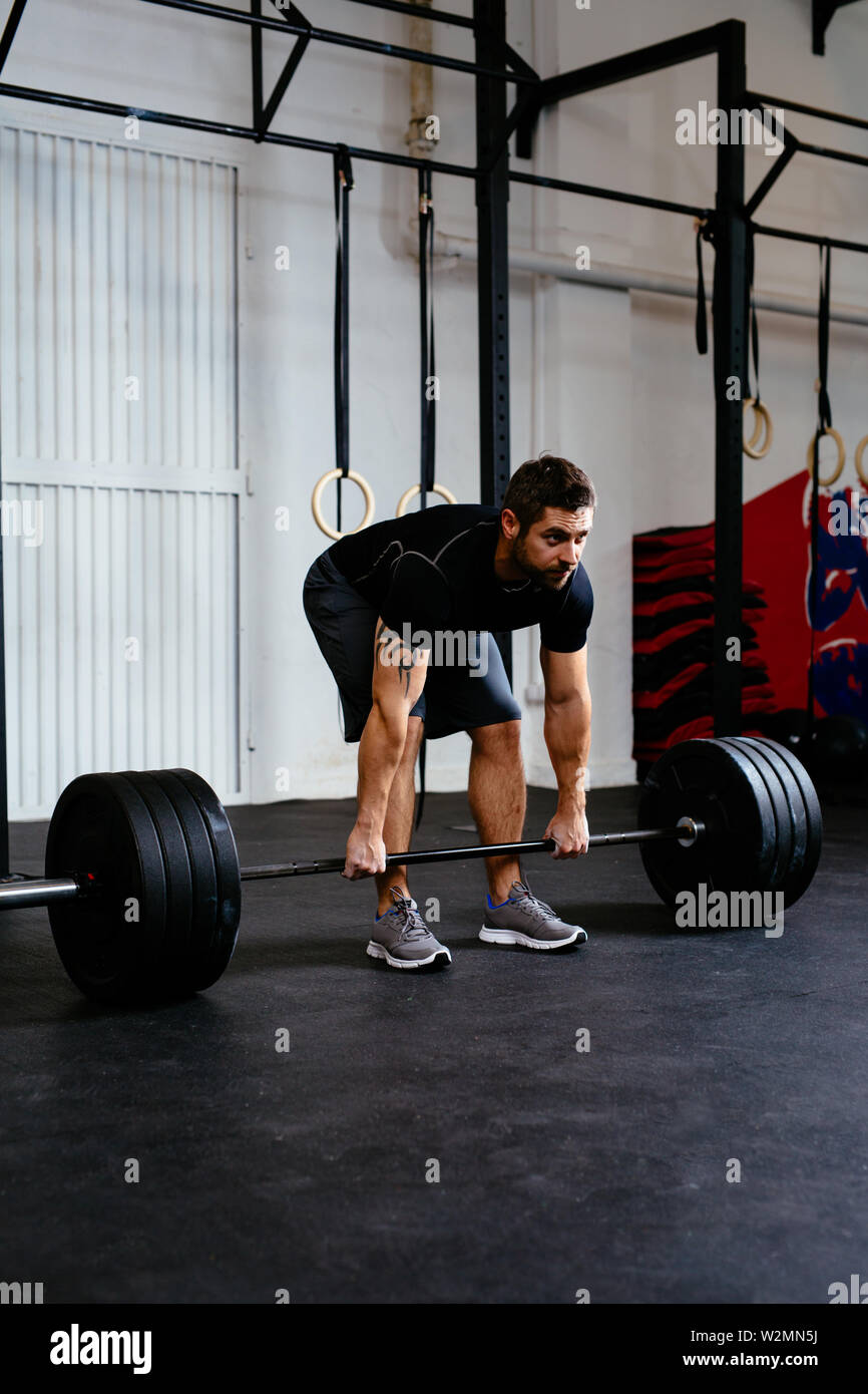 Deadlift with barbell man hi-res stock photography and images - Alamy