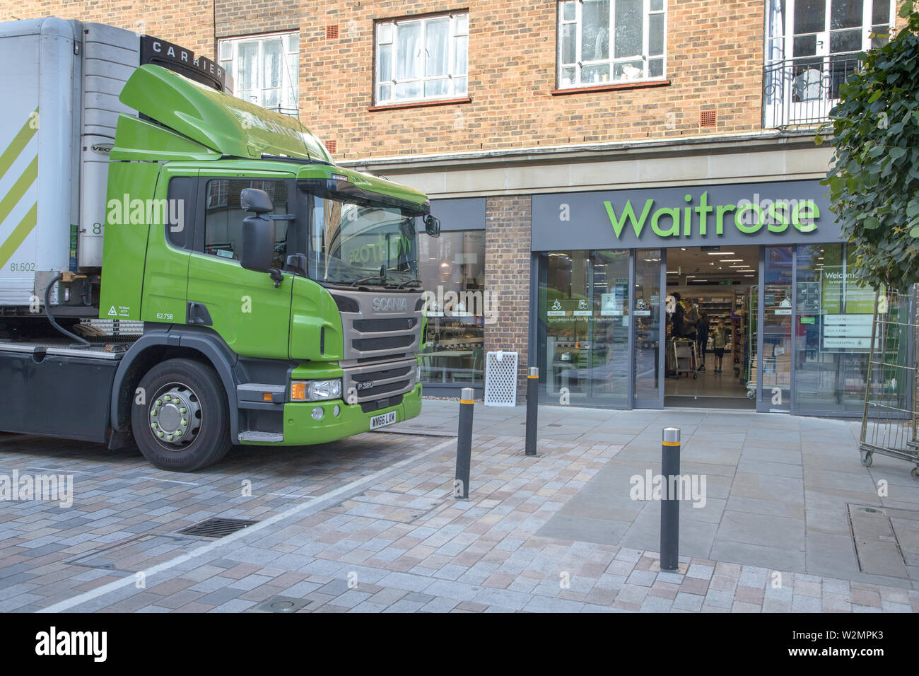 Waitrose lorry hi-res stock photography and images - Alamy
