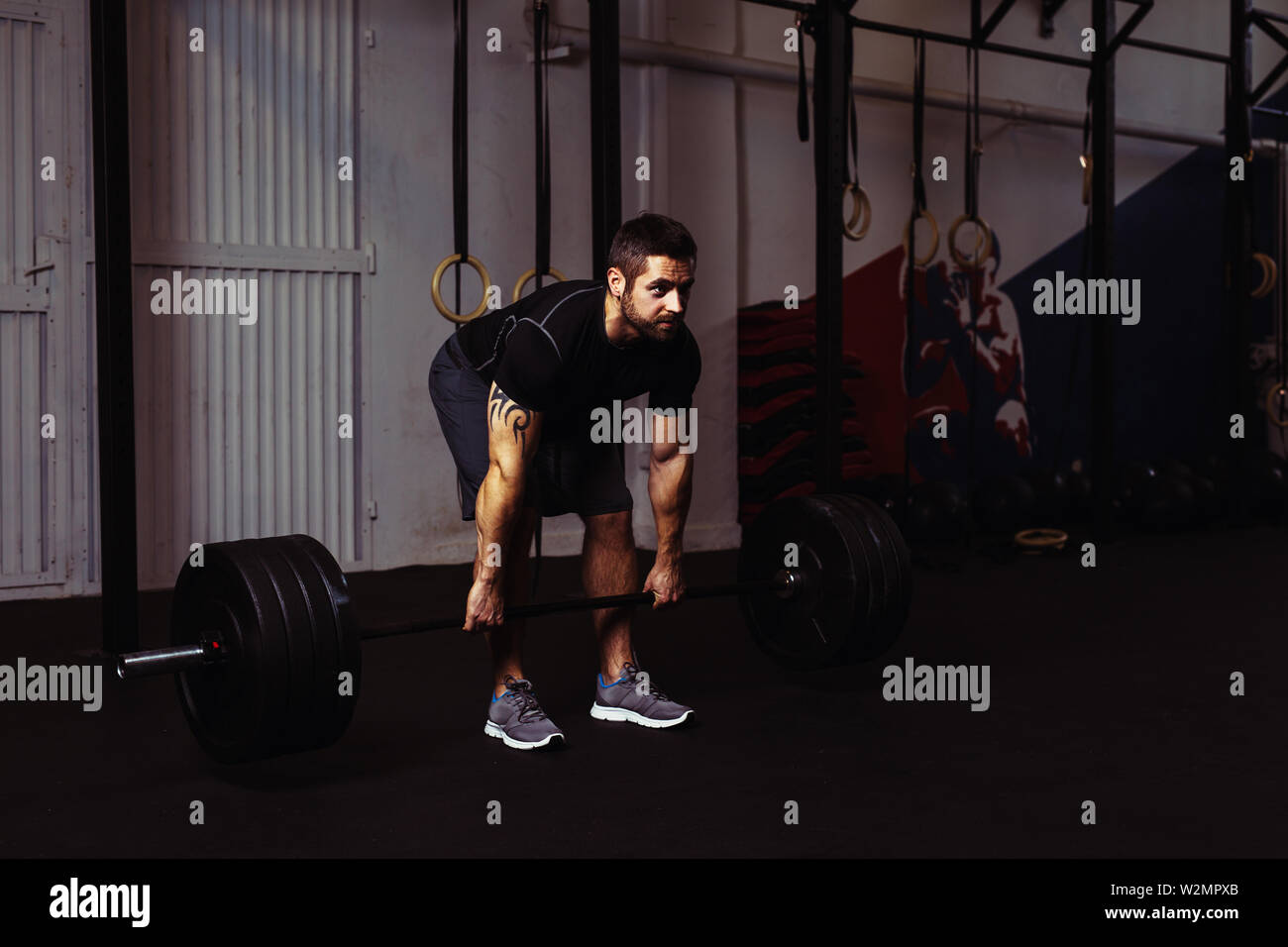 Deadlift man hi-res stock photography and images - Alamy