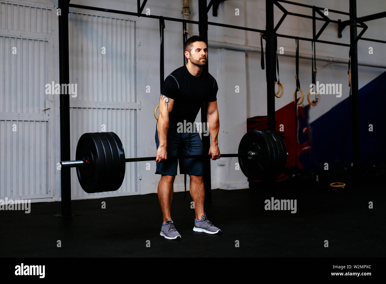 Deadlift man gym hi-res stock photography and images - Alamy