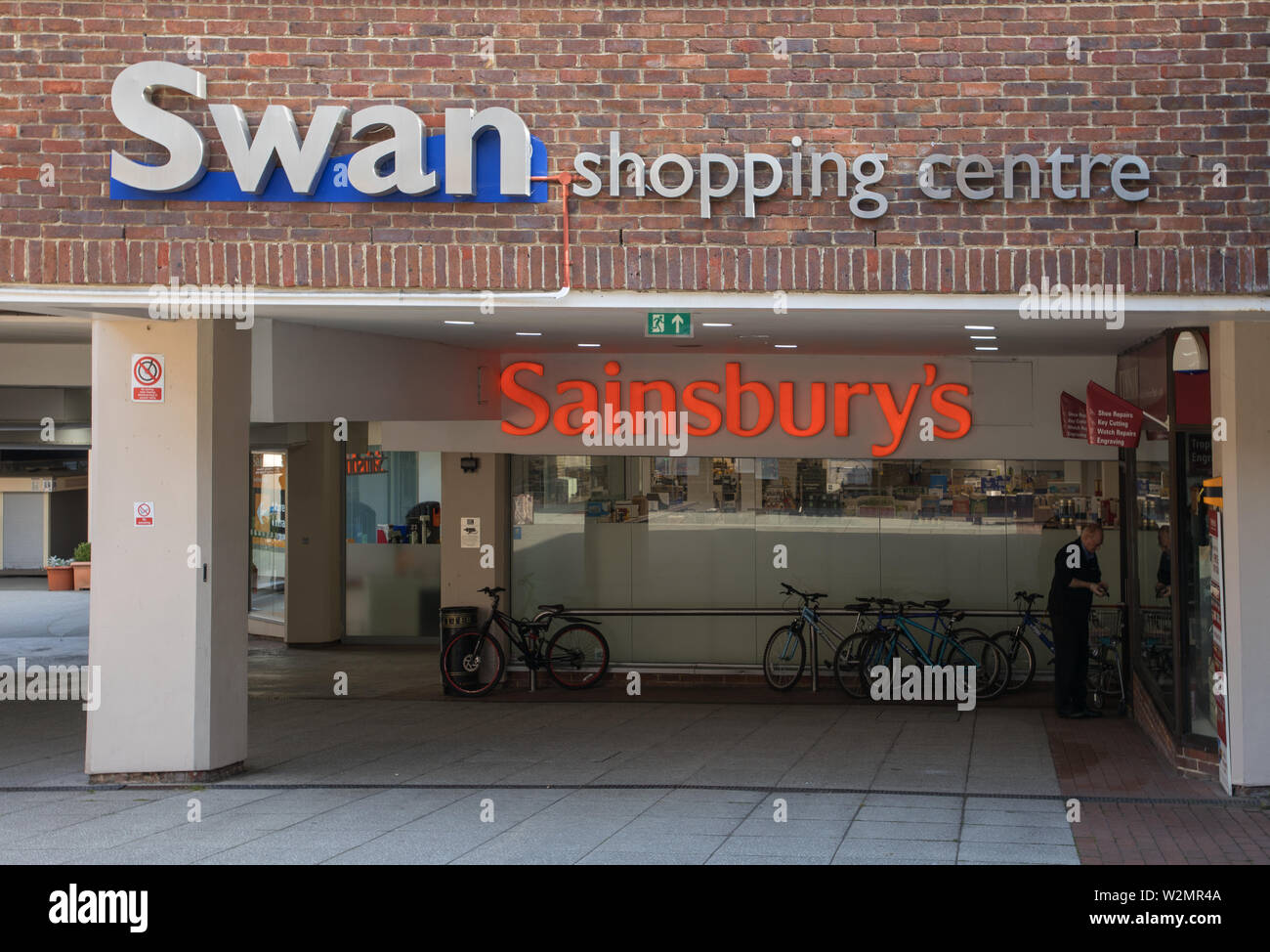 Swan centre shopping hi-res stock photography and images - Alamy