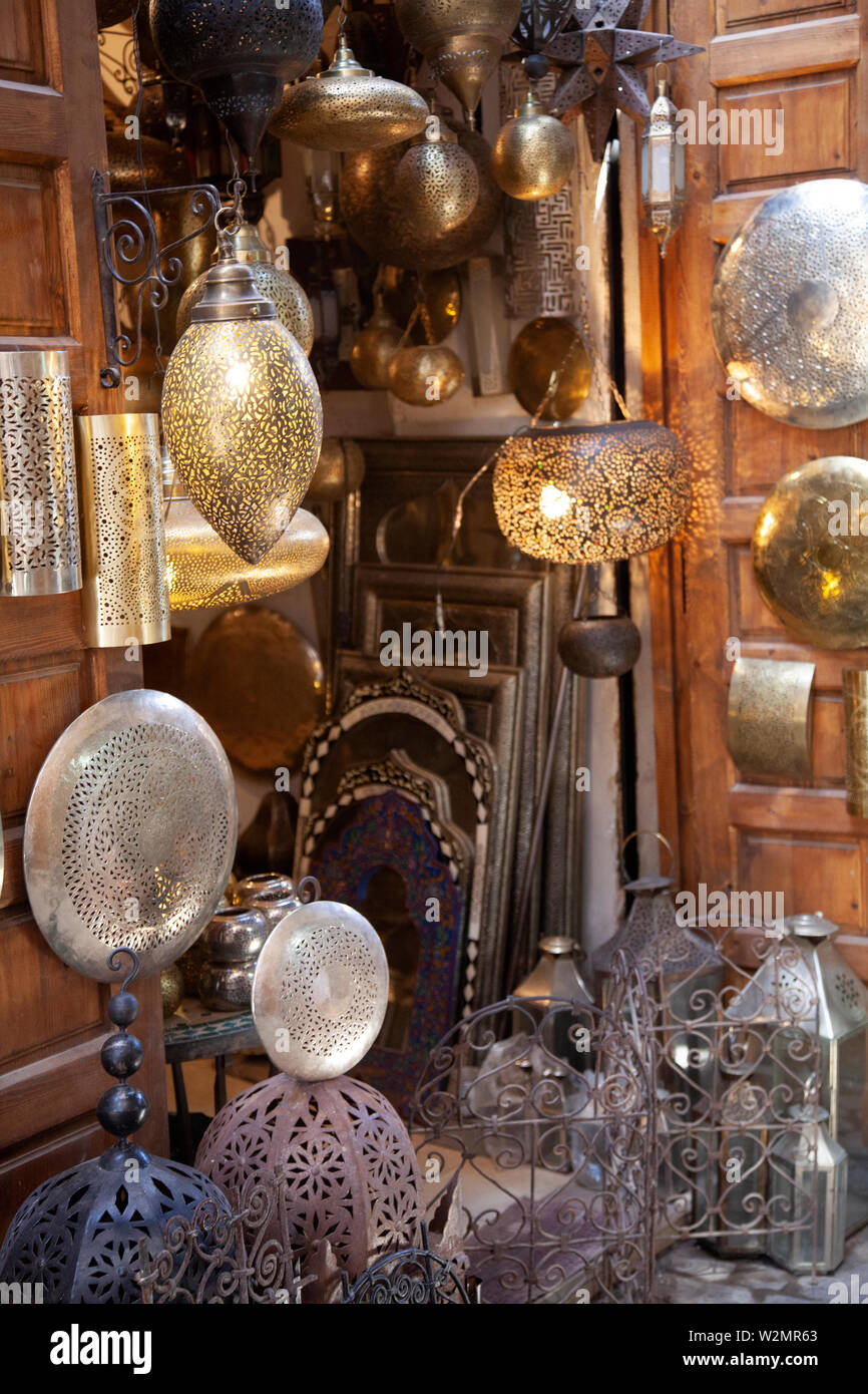 Lanterns in marrakesh hi-res stock photography and images - Alamy