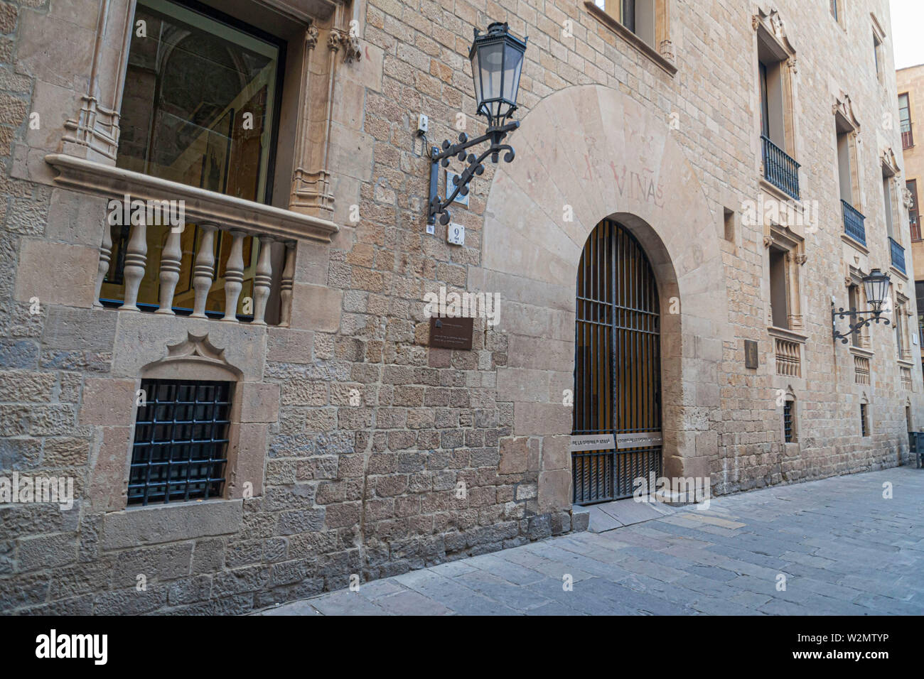 Crown of aragon hi-res stock photography and images - Alamy