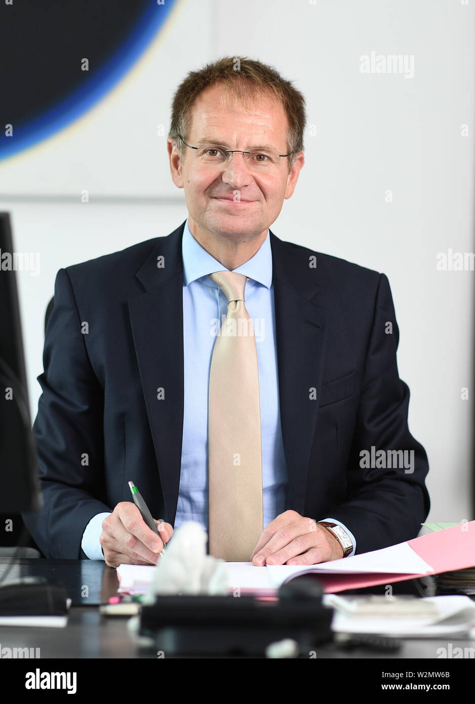 08 July 2019, Baden-Wuerttemberg, Karlsruhe: Attorney General Peter ...