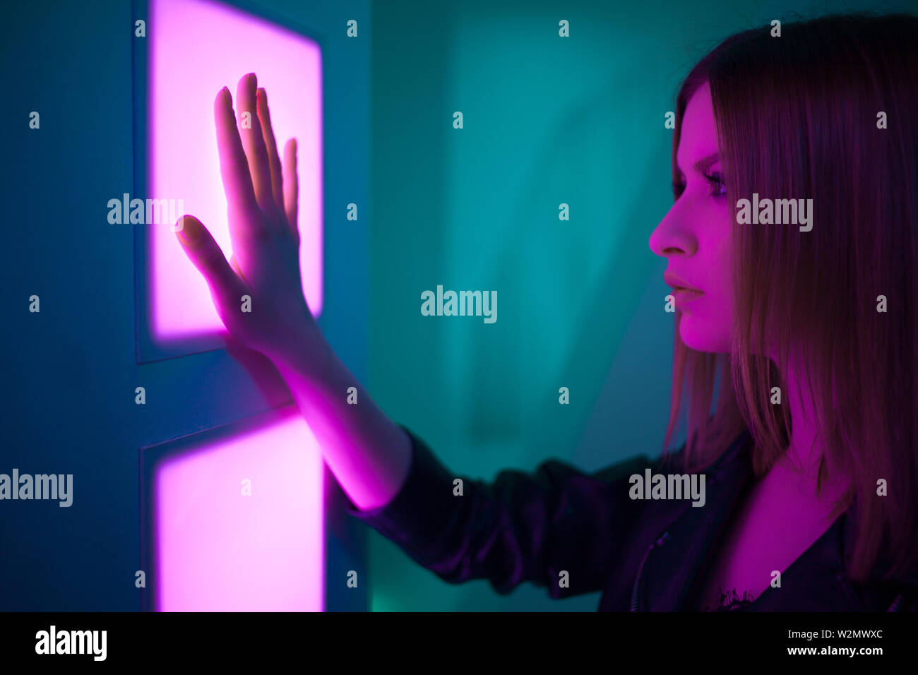 Hand prints identification hi-res stock photography and images - Alamy