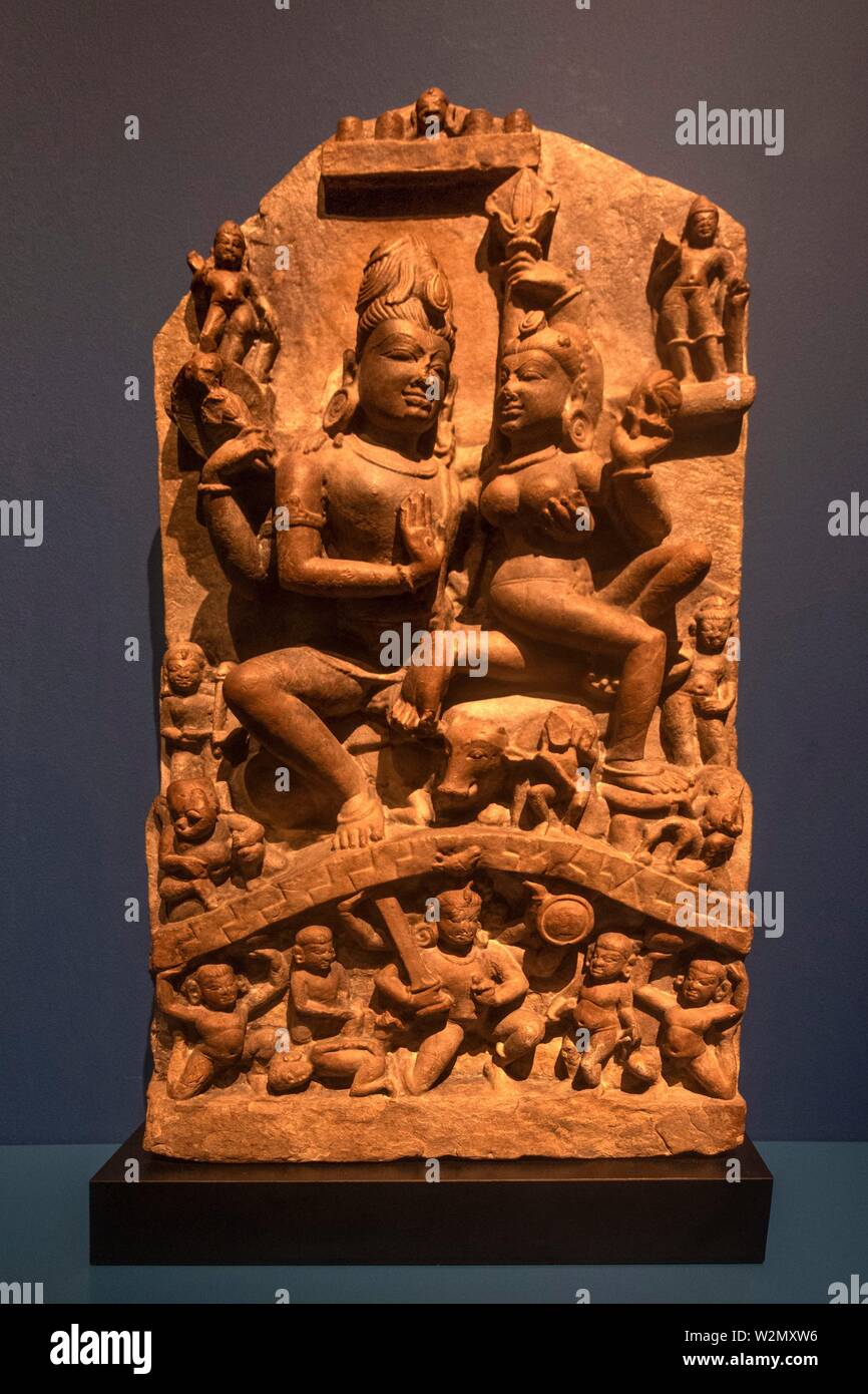 Ancient sculpture of shiva hi-res stock photography and images - Alamy