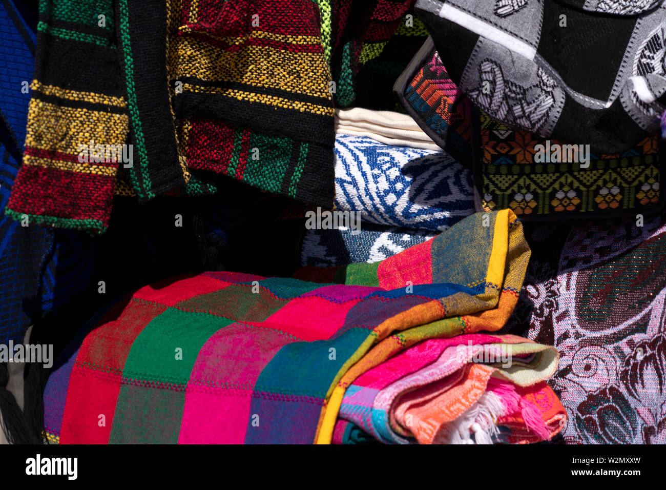 Mexico poncho pattern traditional culture hi-res stock photography and ...