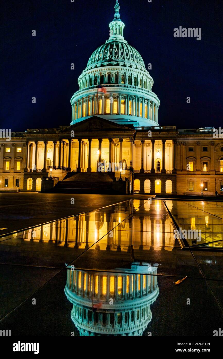 Washington evening star building hi-res stock photography and images ...