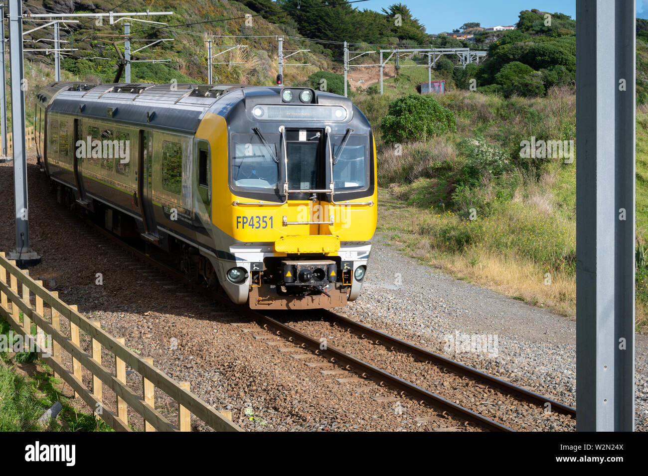 Suburban commuter rail hi-res stock photography and images - Alamy