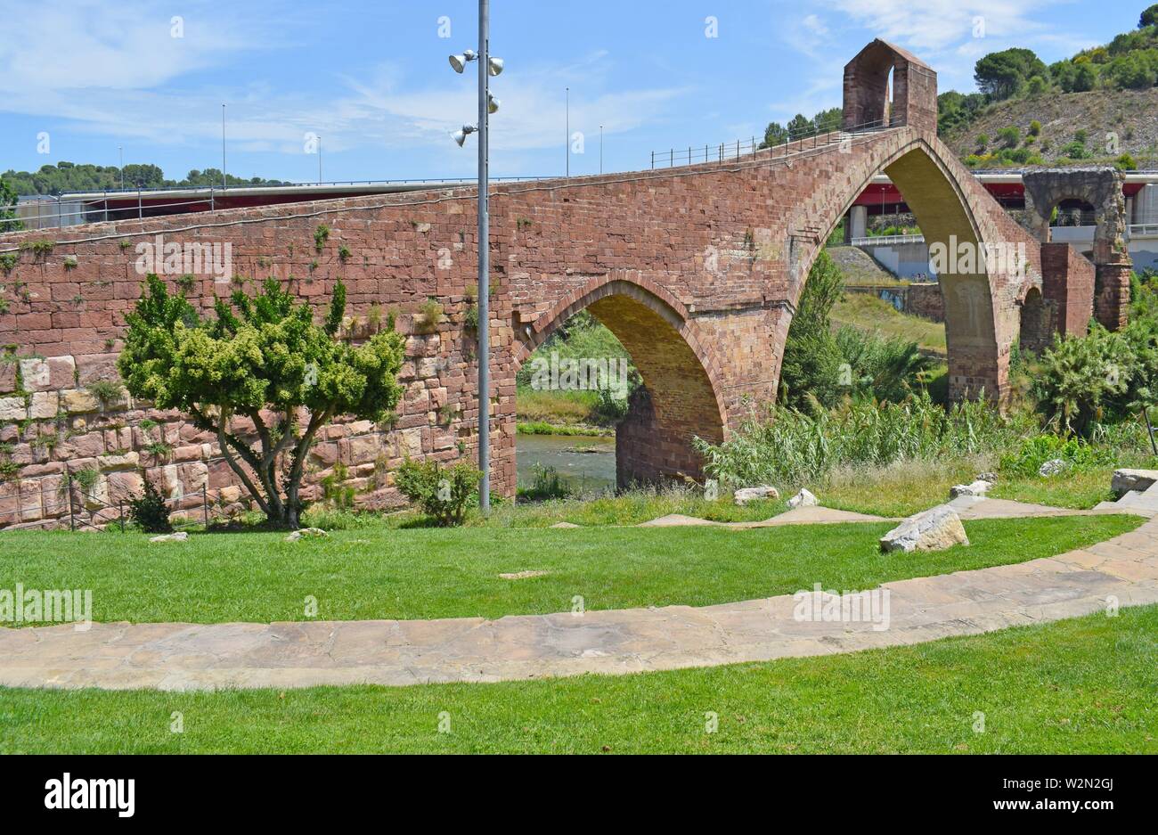 Over flow river hi-res stock photography and images - Alamy