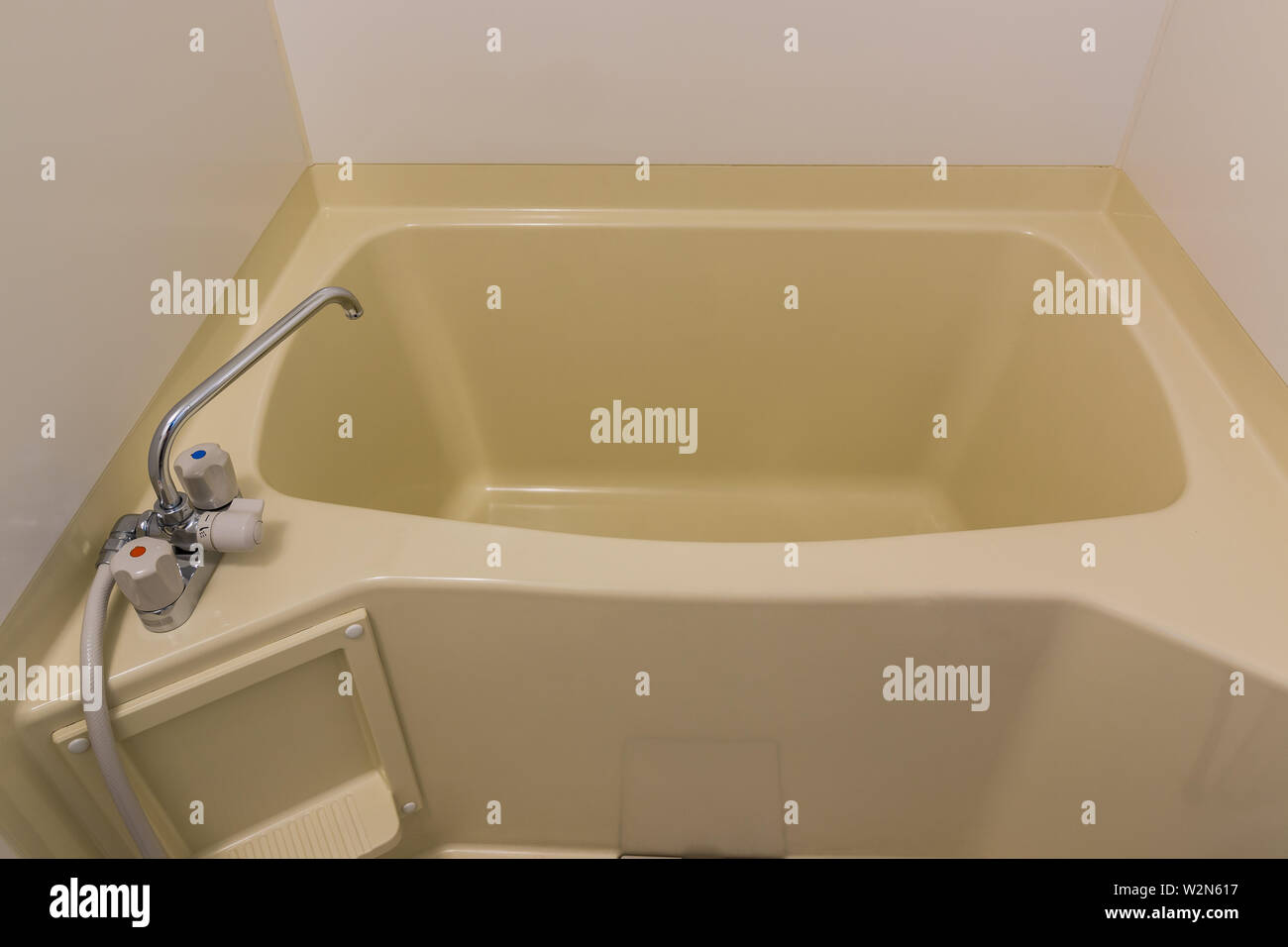 Unit bath japan hi-res stock photography and images - Alamy