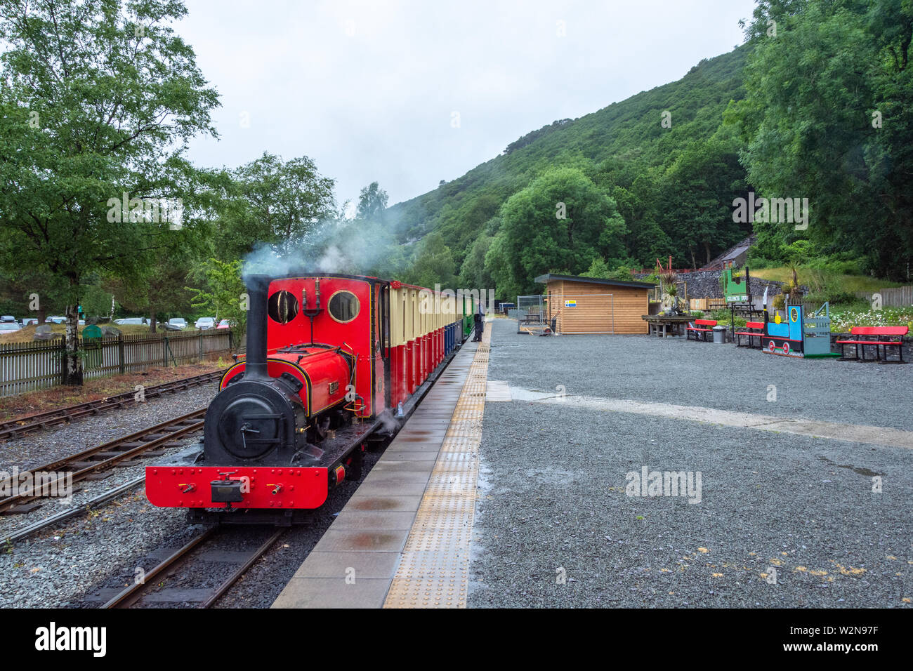 Llanberis lake railway hi-res stock photography and images - Alamy