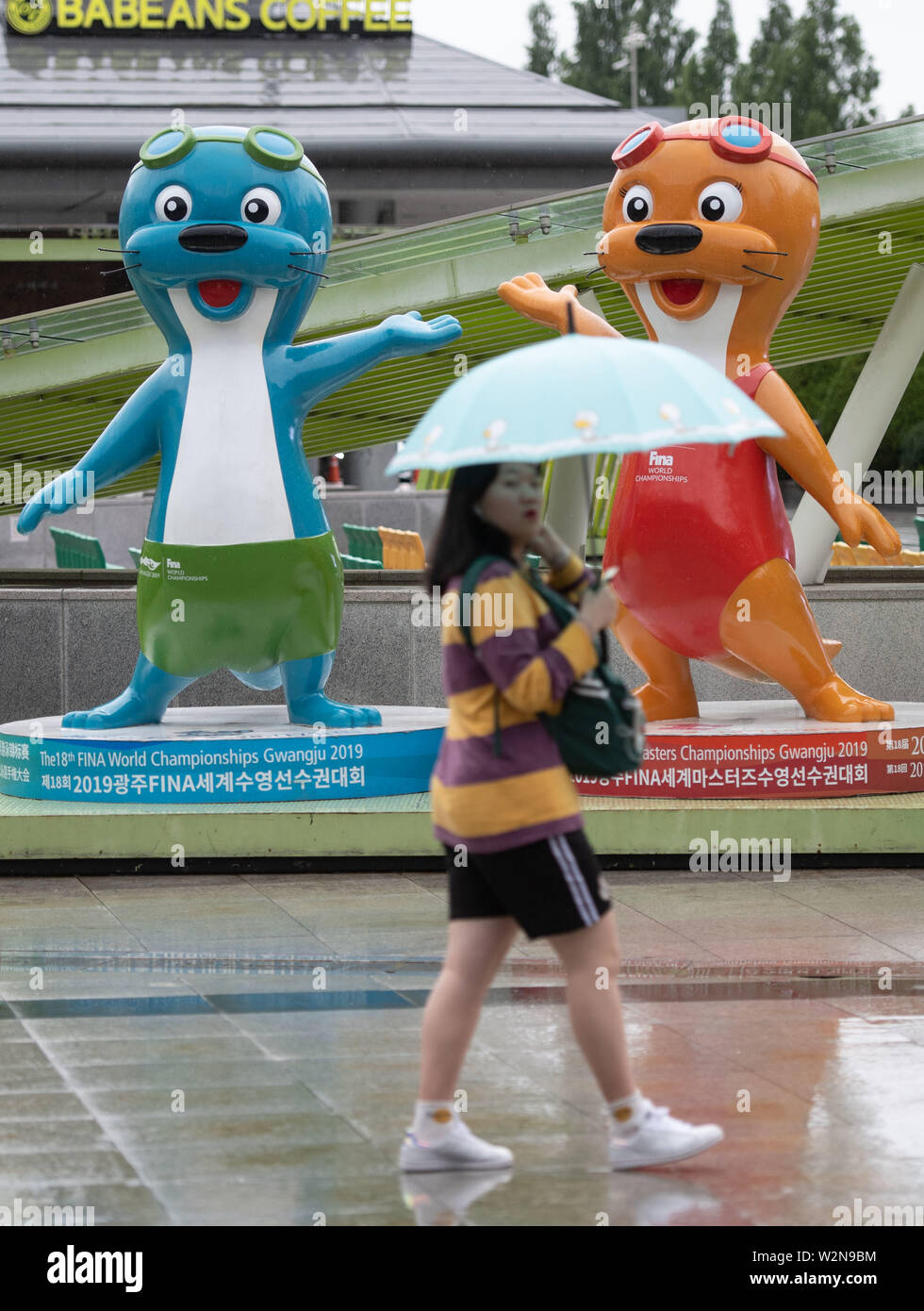Gwangju, South Korea. 10th July, 2019. The mascots of the swimming ...