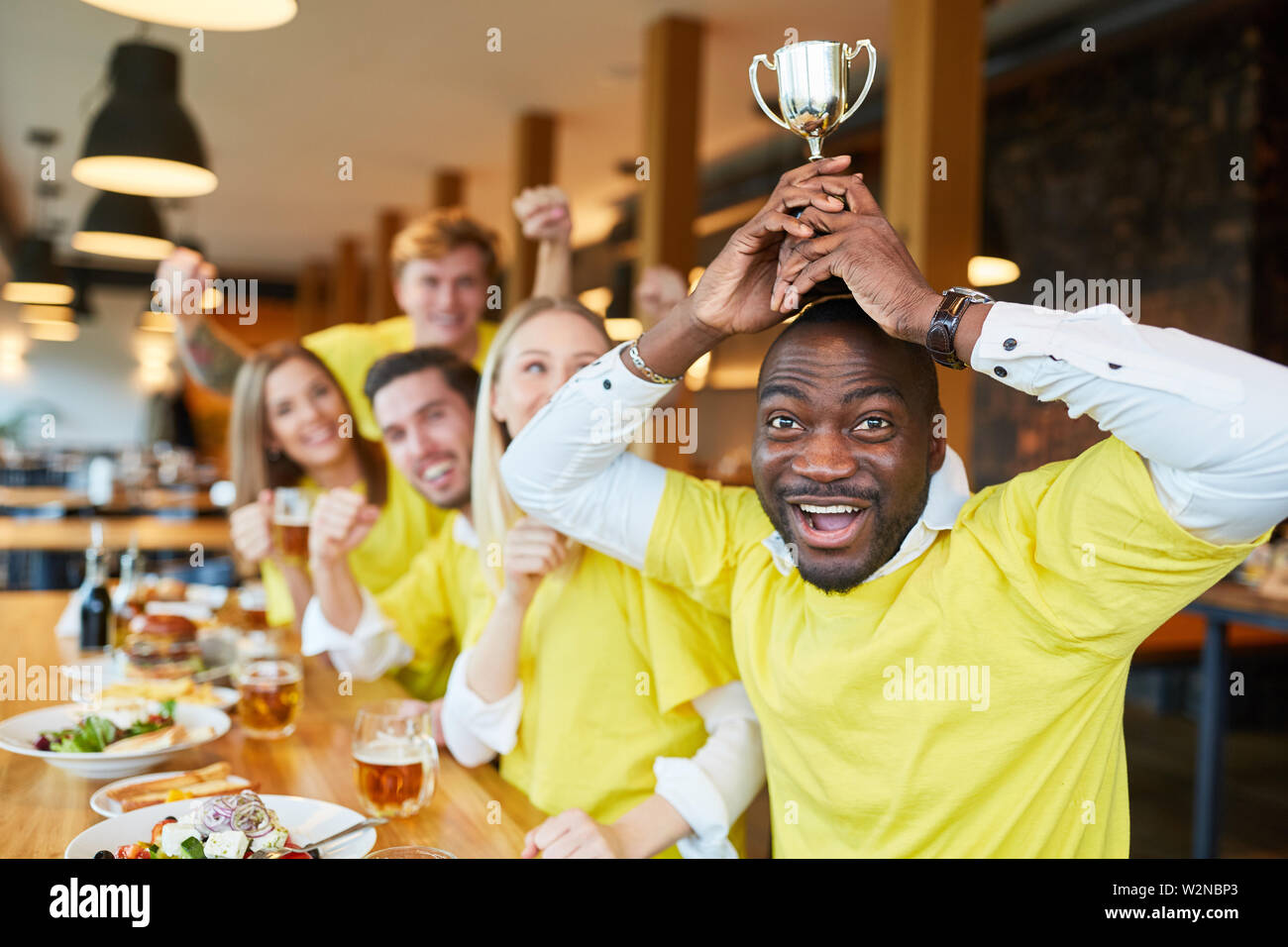 Winner bar hi-res stock photography and images - Alamy
