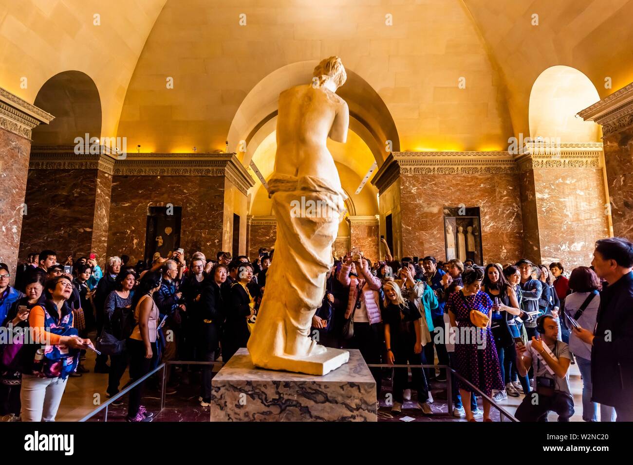 Venus Milo Louvre High Resolution Stock Photography and Images - Alamy