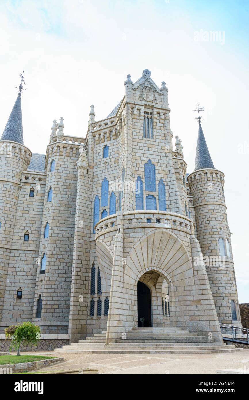 Gaudi castle hi-res stock photography and images - Alamy