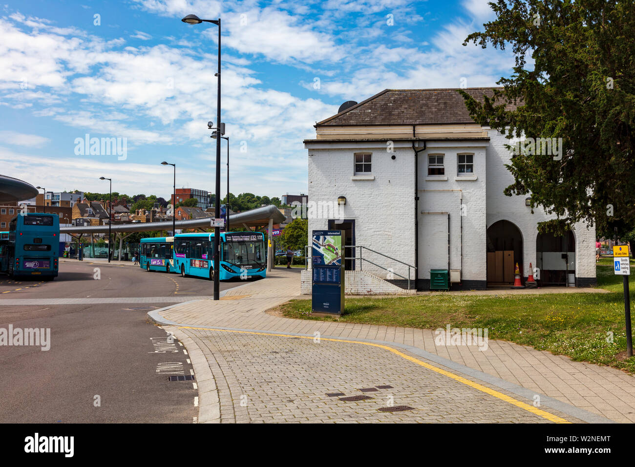 Passengers buses hi-res stock photography and images - Alamy
