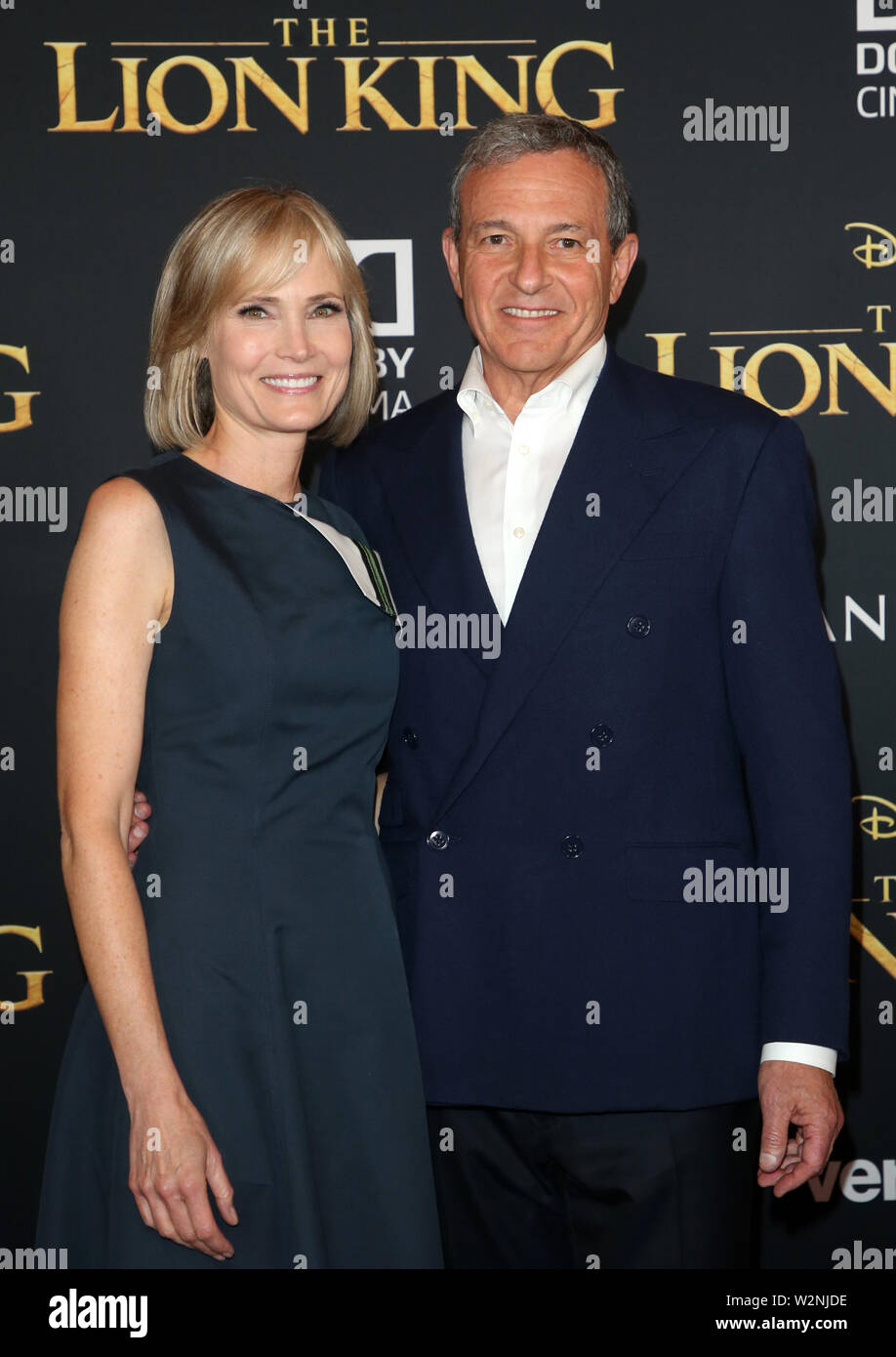 Robert iger and willow bay hi-res stock photography and images - Alamy