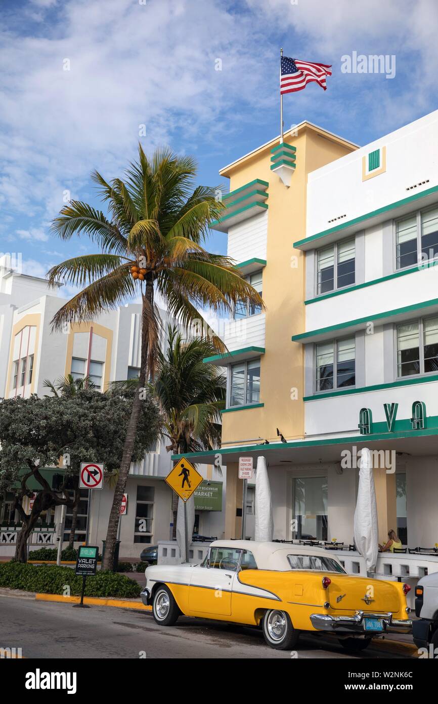 Avalon yellow hi-res stock photography and images - Alamy