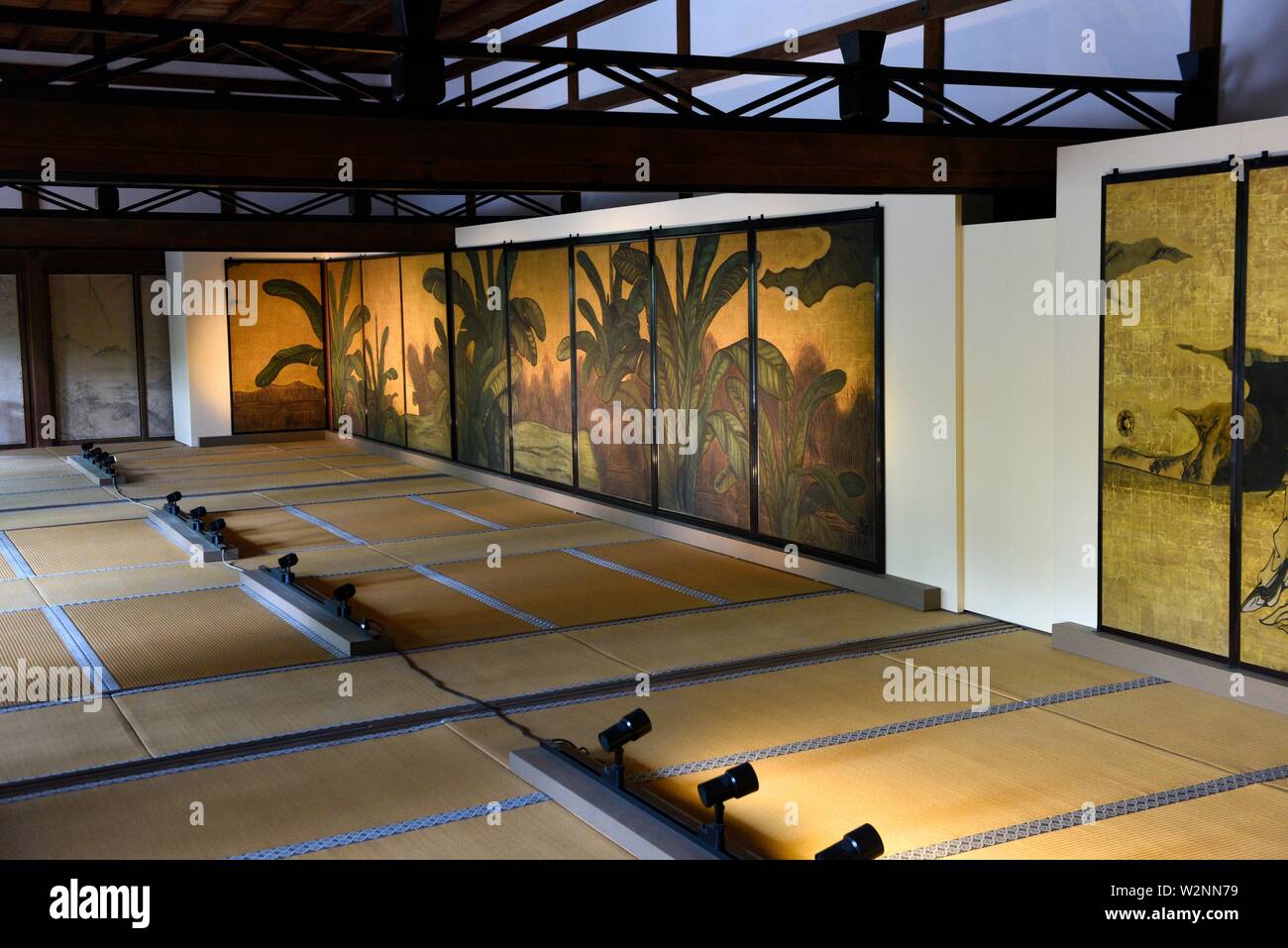 Ryoanji Kyoto High Resolution Stock Photography and Images - Alamy