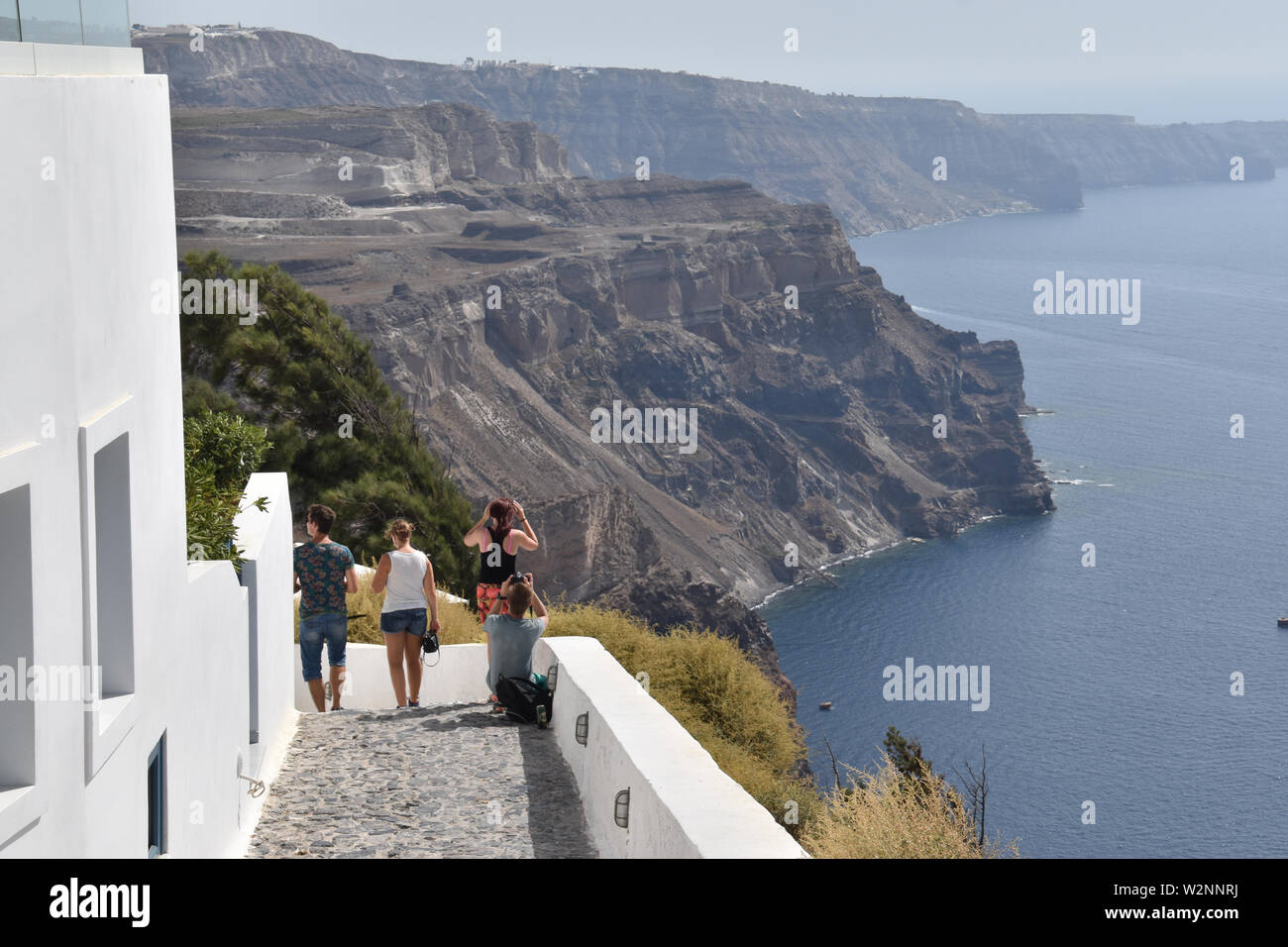 Sunny cliffs hi-res stock photography and images - Alamy
