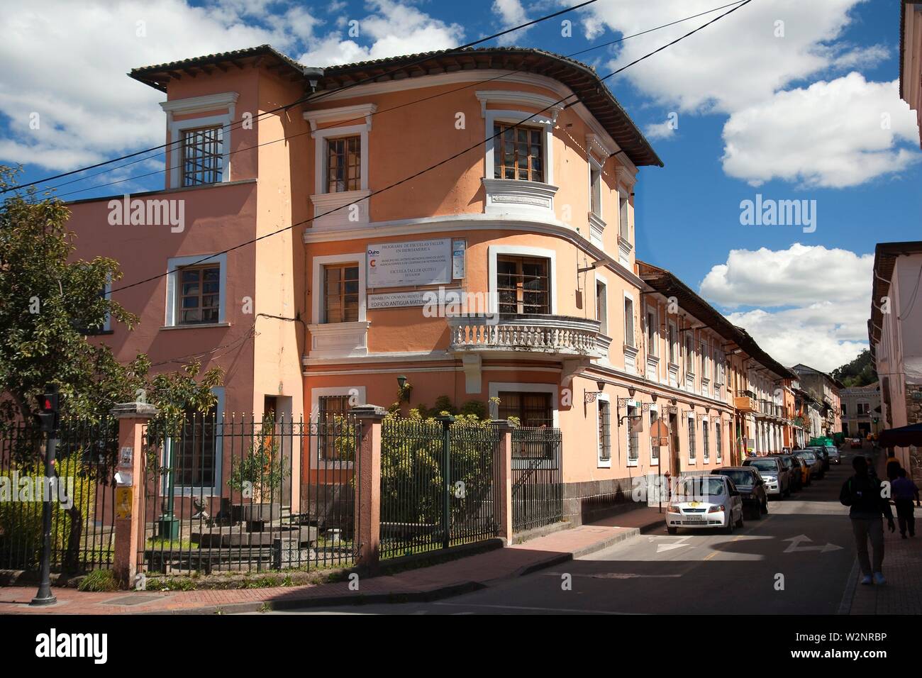 Quito colonial hi-res stock photography and images - Alamy