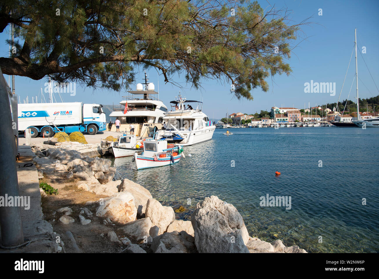 Fiskardo Port Kefalonia Greece Stock Photo - Alamy