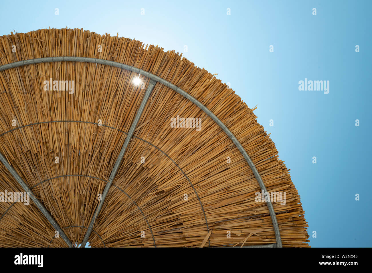 Straw Sun Parasol Sunshine Shade Stock Photo - Alamy