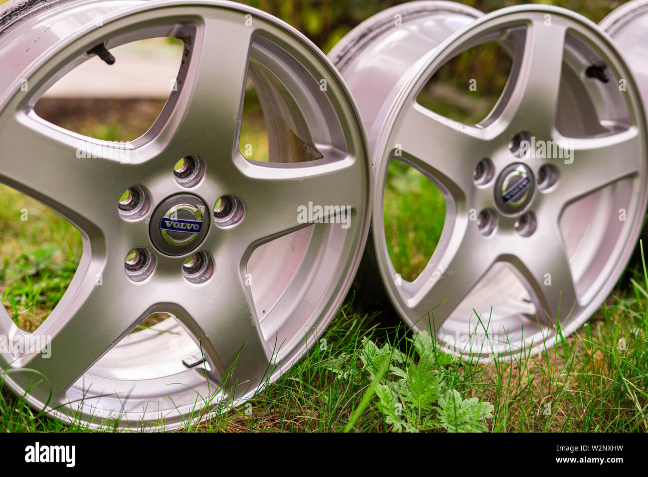 Old volvo grass hi-res stock photography and images - Alamy