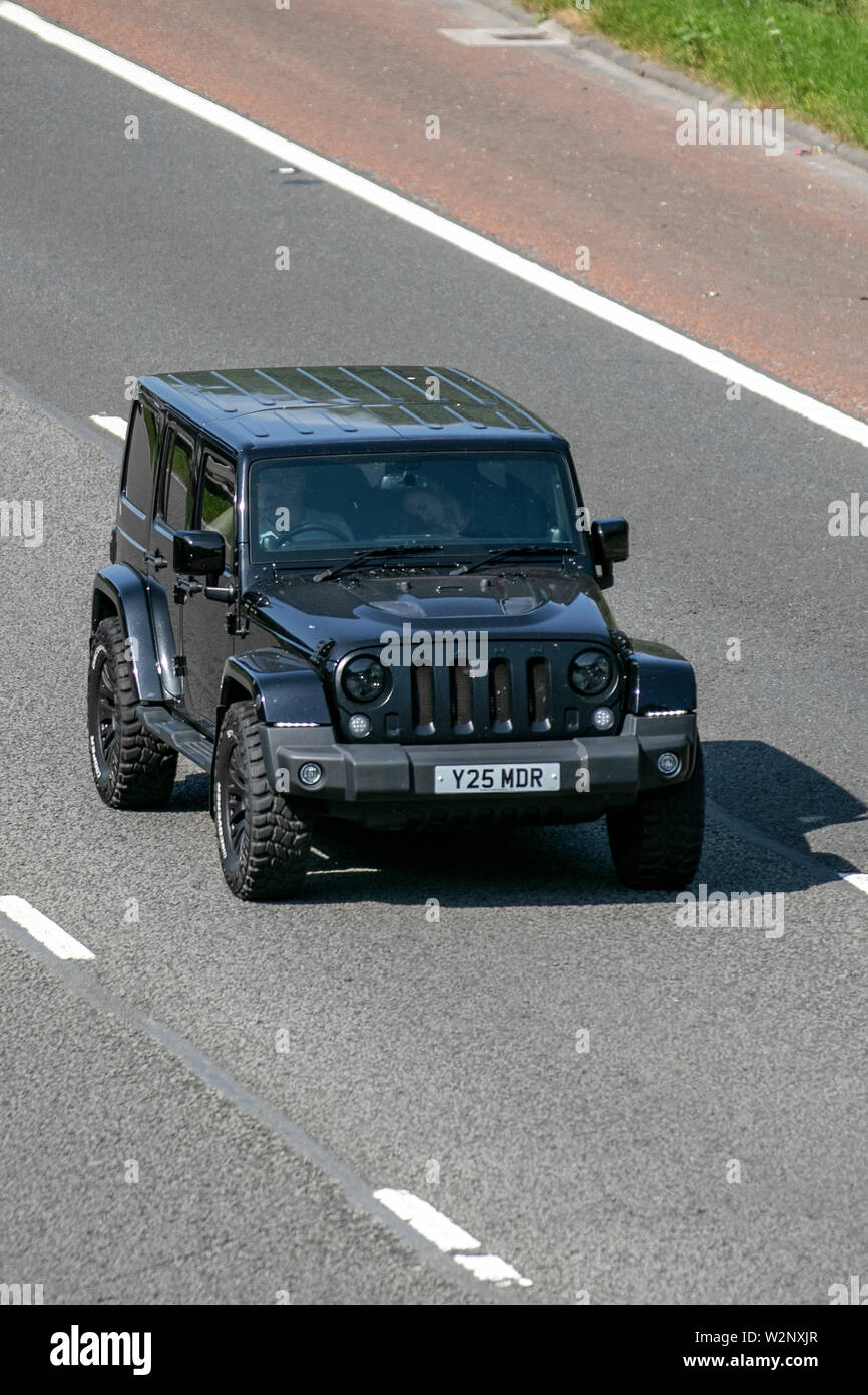 Overland cars hi-res stock photography and images - Alamy