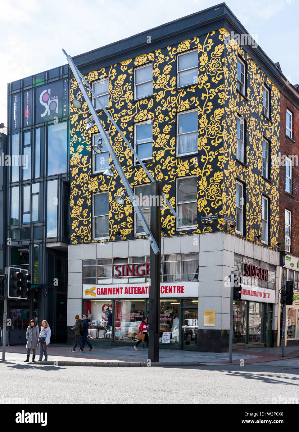City machine hi-res stock photography and images - Alamy
