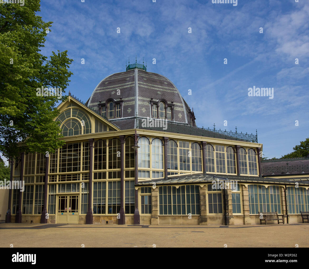 The octagon conservatory in Buxton's pavilion gardens, Derbyshire Peak ...