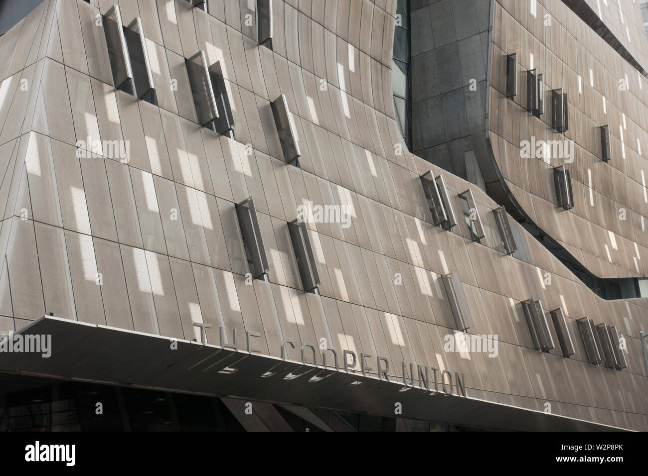American copper building hi-res stock photography and images - Alamy