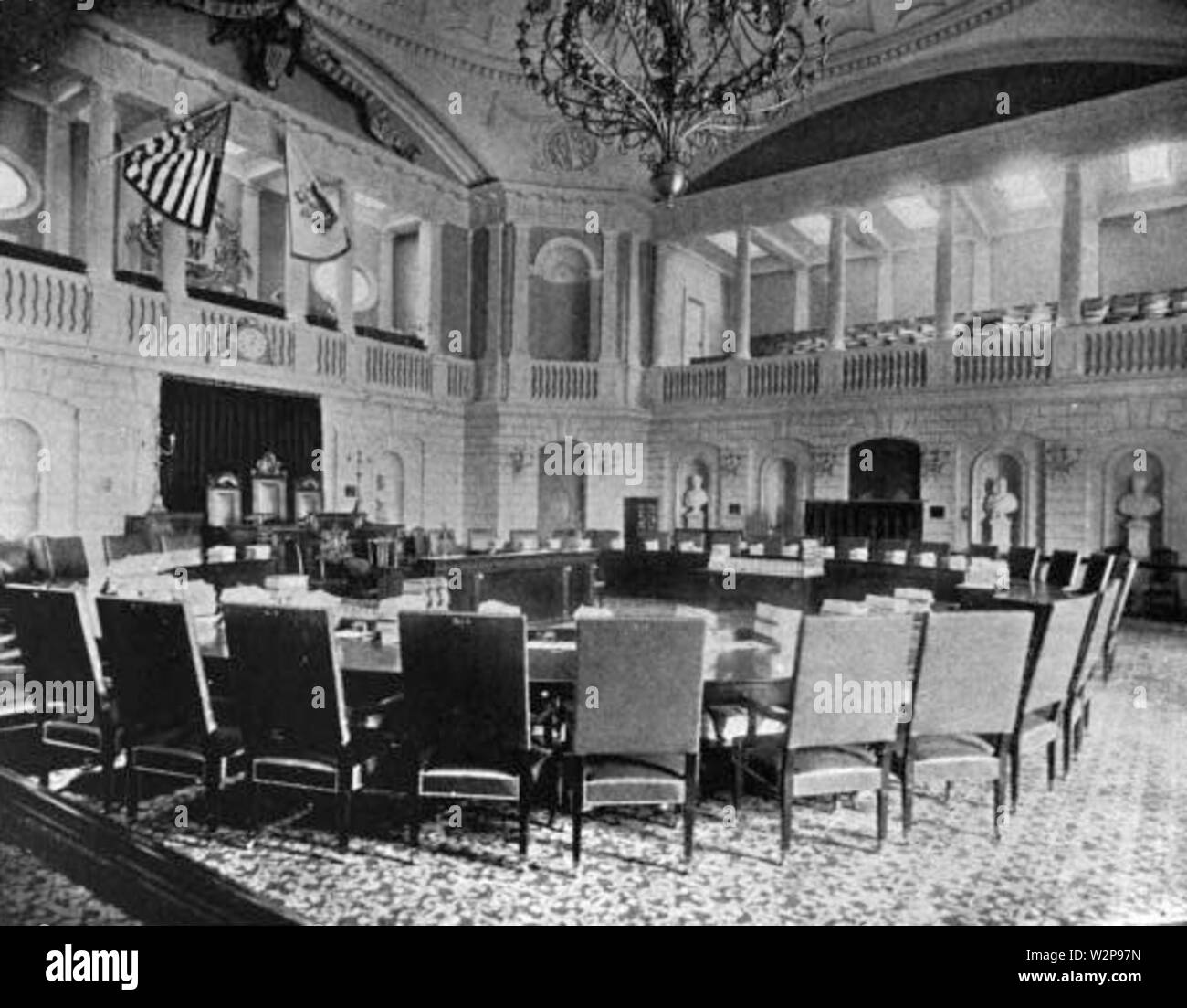 Statehouse Black and White Stock Photos & Images - Alamy